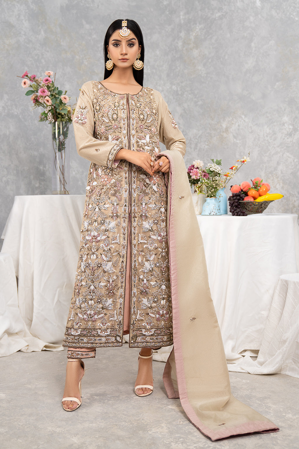 LEU-LKF-06 – Lebas-E-Uroos